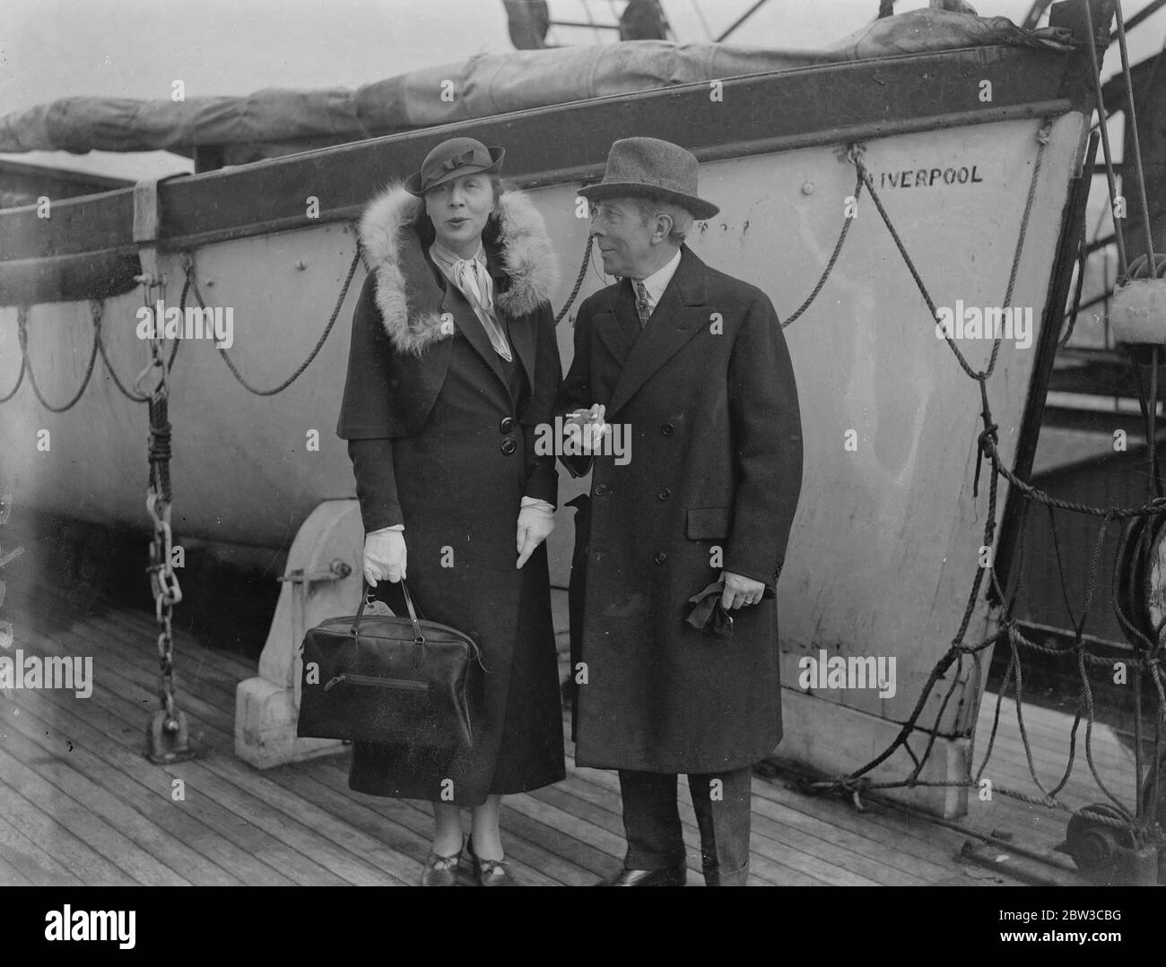 George Arliss and Edith Adams off to America . 14 November 1934 Stock ...