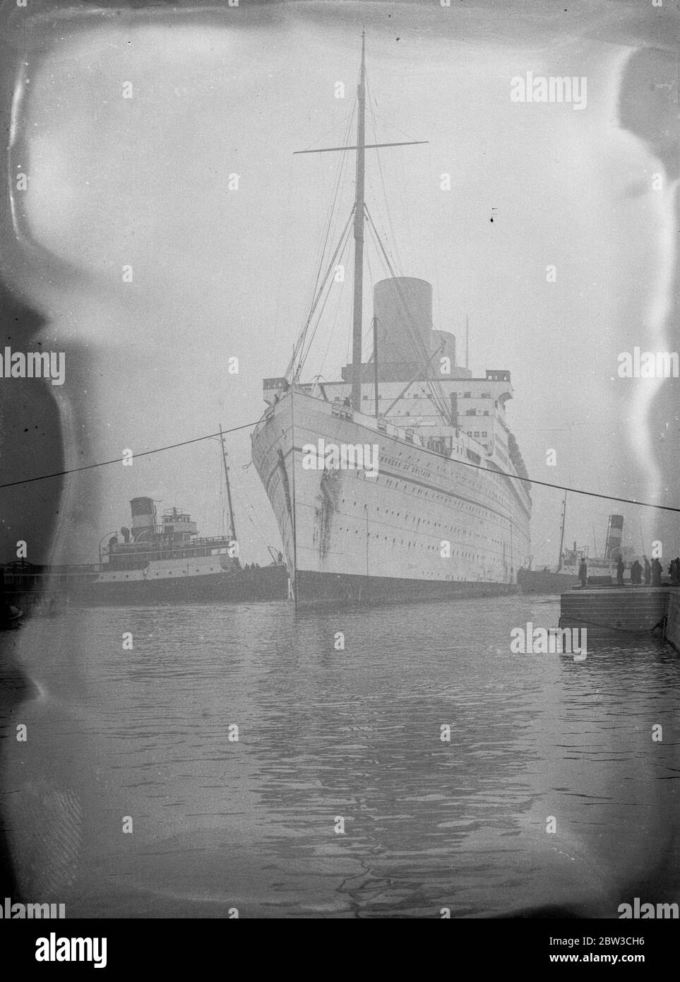 Canadian pacific ocean liner hi-res stock photography and images - Alamy