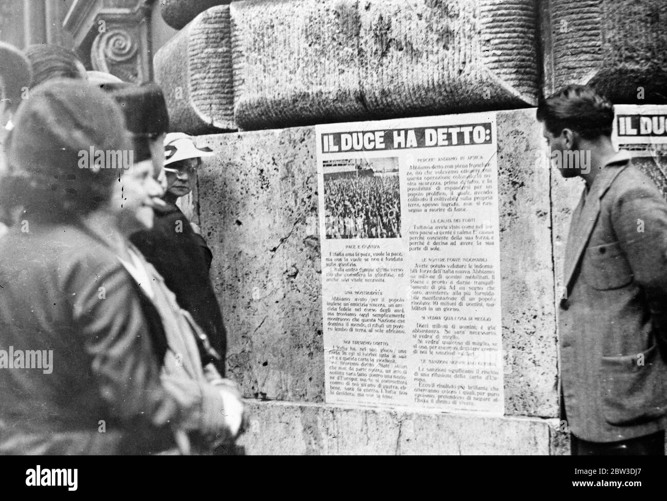 Mussolini 1935 hi-res stock photography and images - Alamy