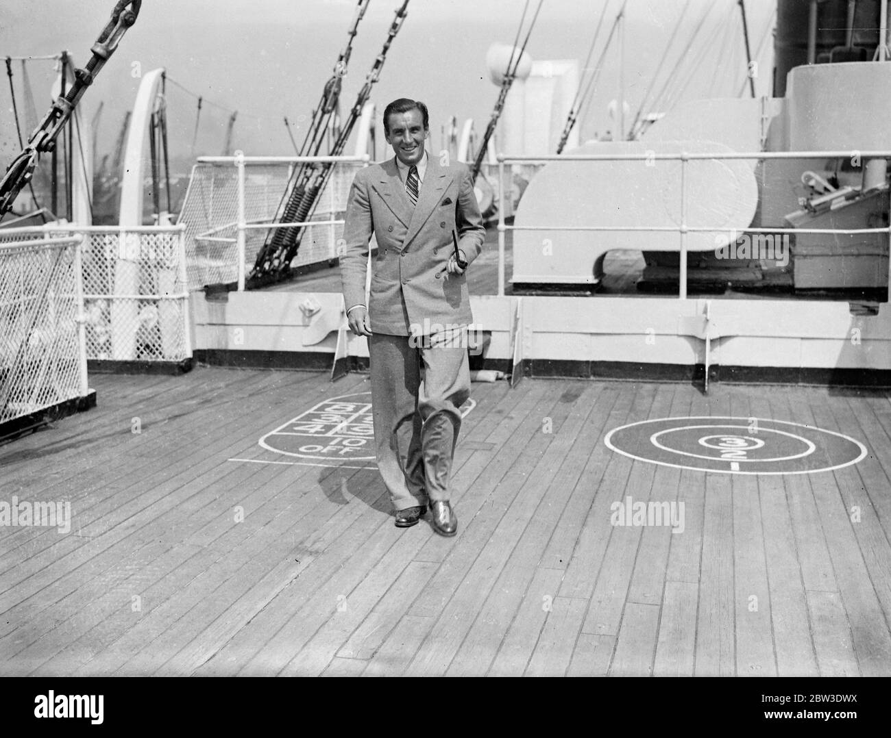 Fred Perry leaves for America aboard the Berengaria to defend his ...