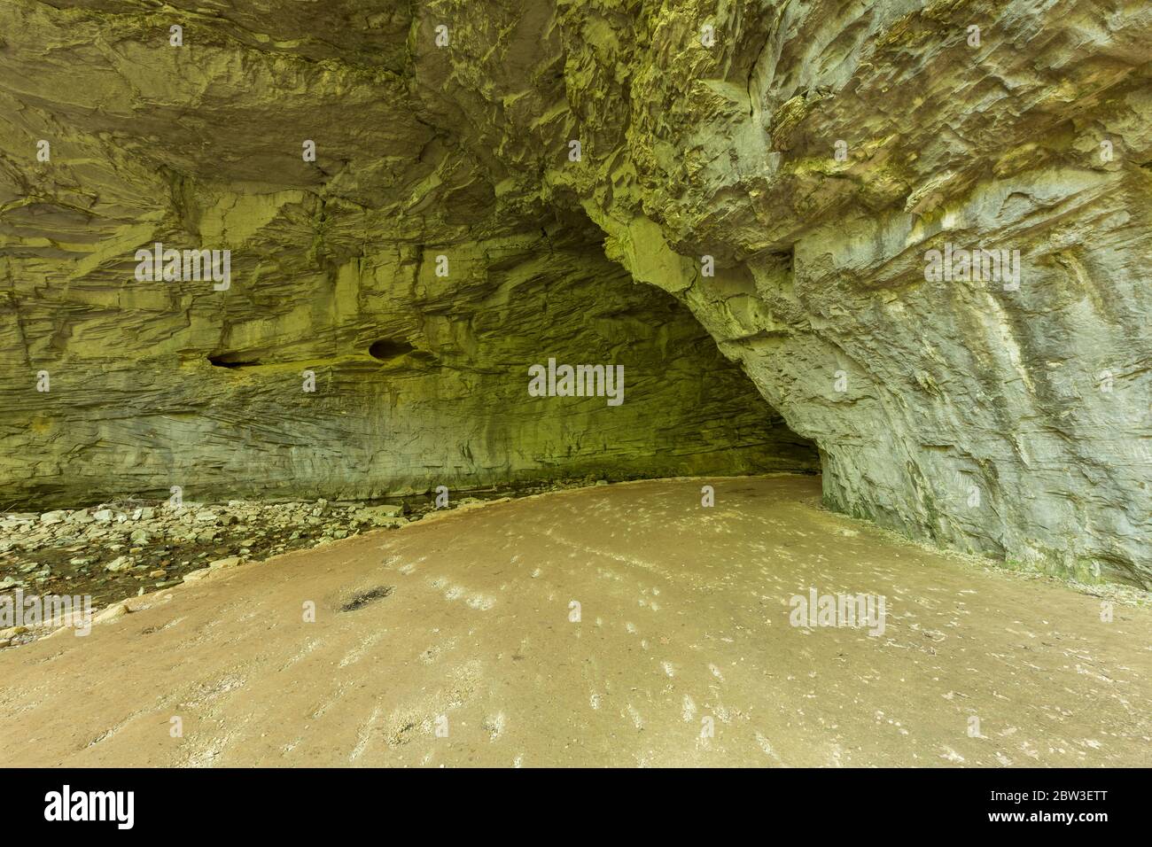 A Trail Inside A Cave Stock Photo - Alamy