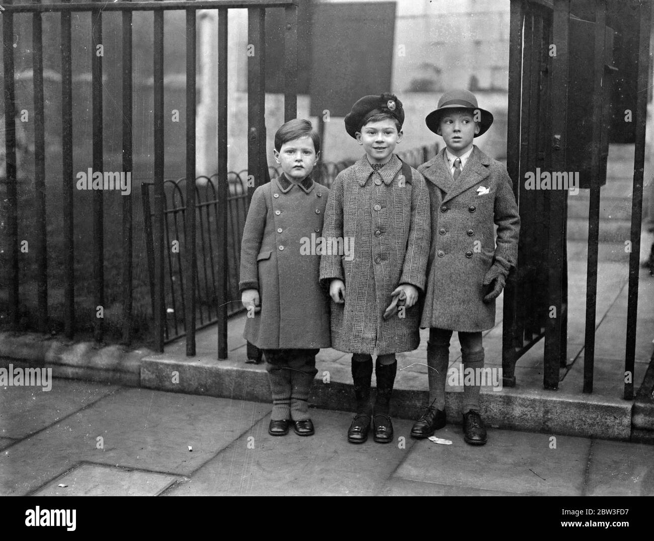 Wedding of Miss Angela Dudley Ward and Capt Robert Laycock . Photo ...