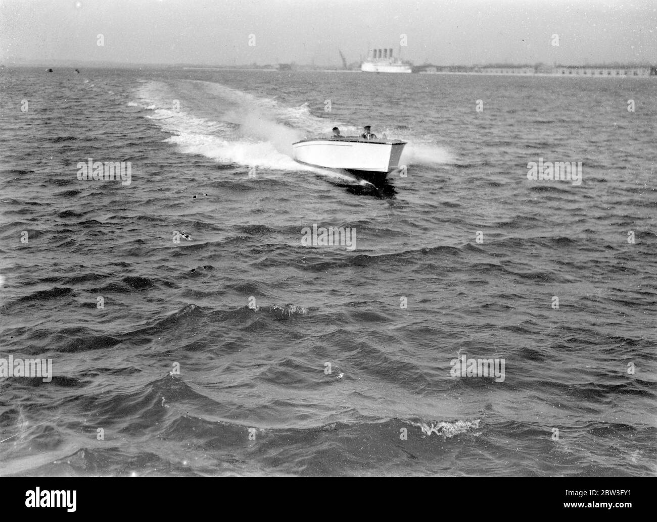 Worlds fastest runabout power boat undergoes final trials at ...