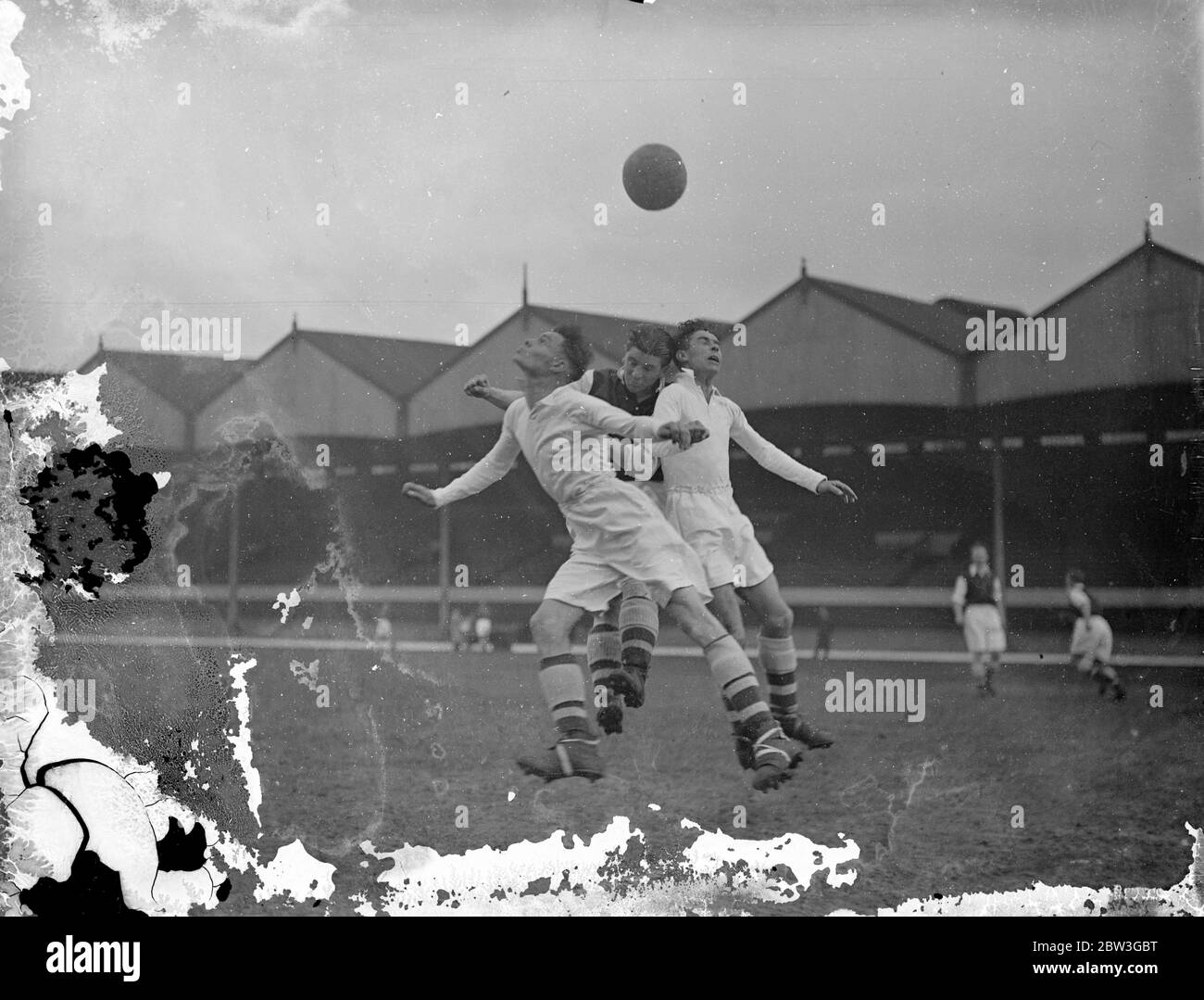 Ted drake arsenal 1936 hi-res stock photography and images - Alamy