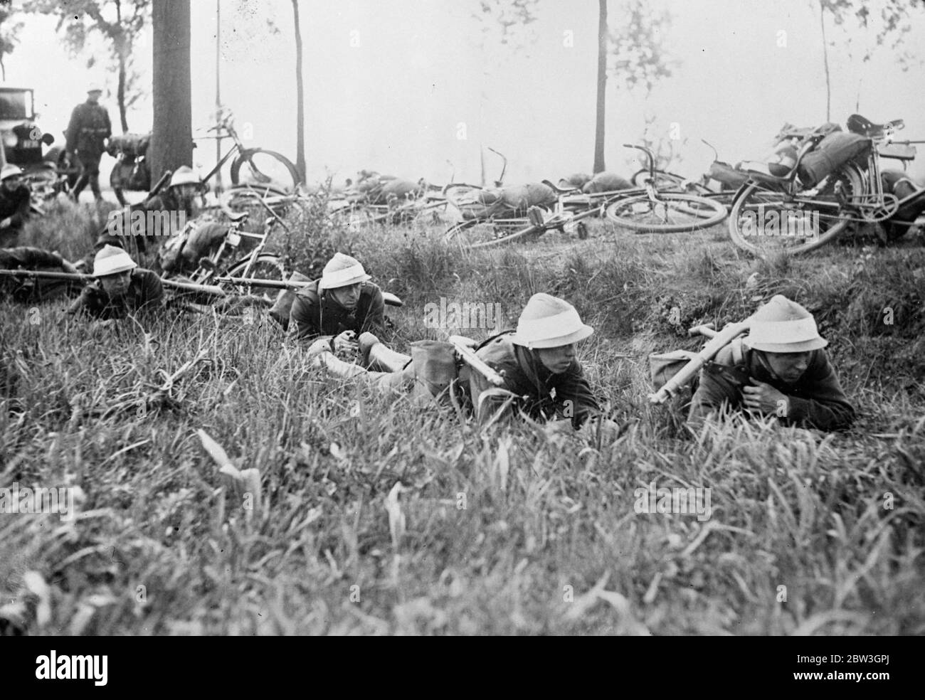 Belgian army training hi-res stock photography and images - Alamy