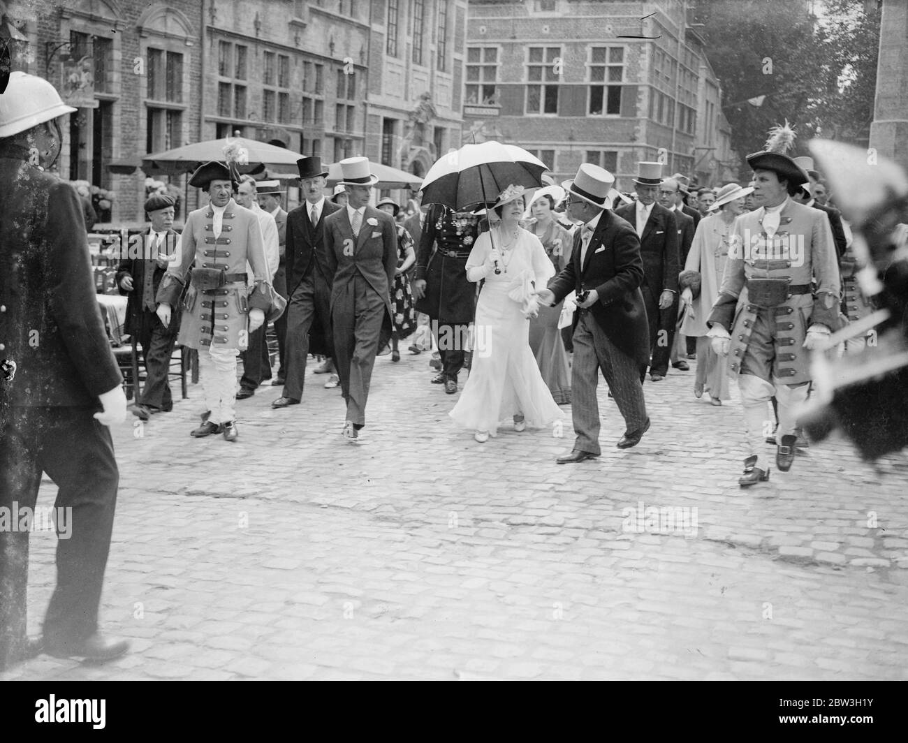 Duke and Duchess of York in Brussels for British week . 1 July 1935 ...