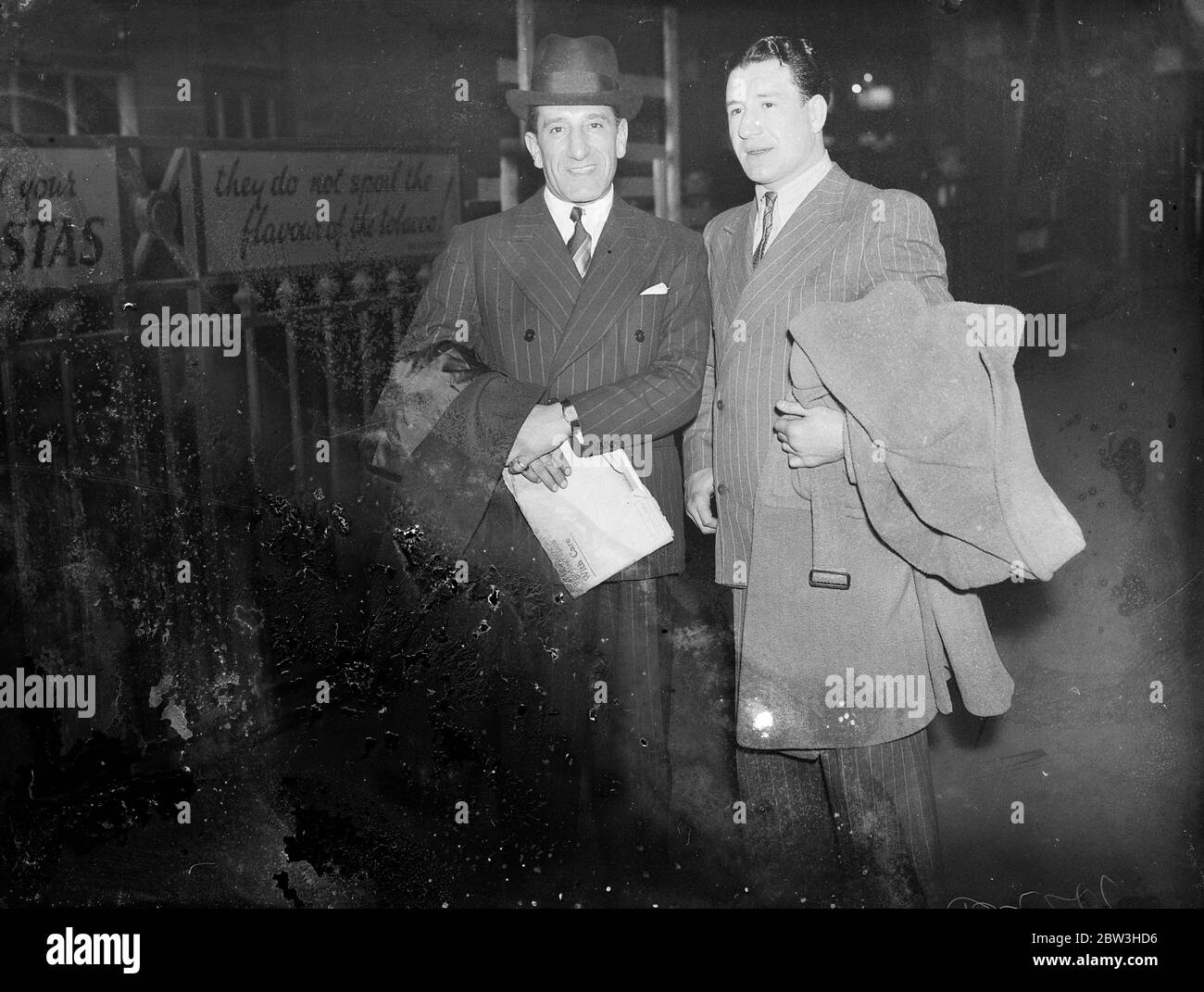 Waterloo fight hi-res stock photography and images - Alamy