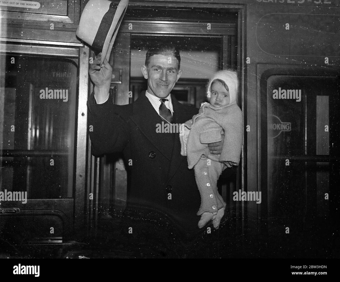 Canadian speedway champion , first to ride in England , arrives with ...