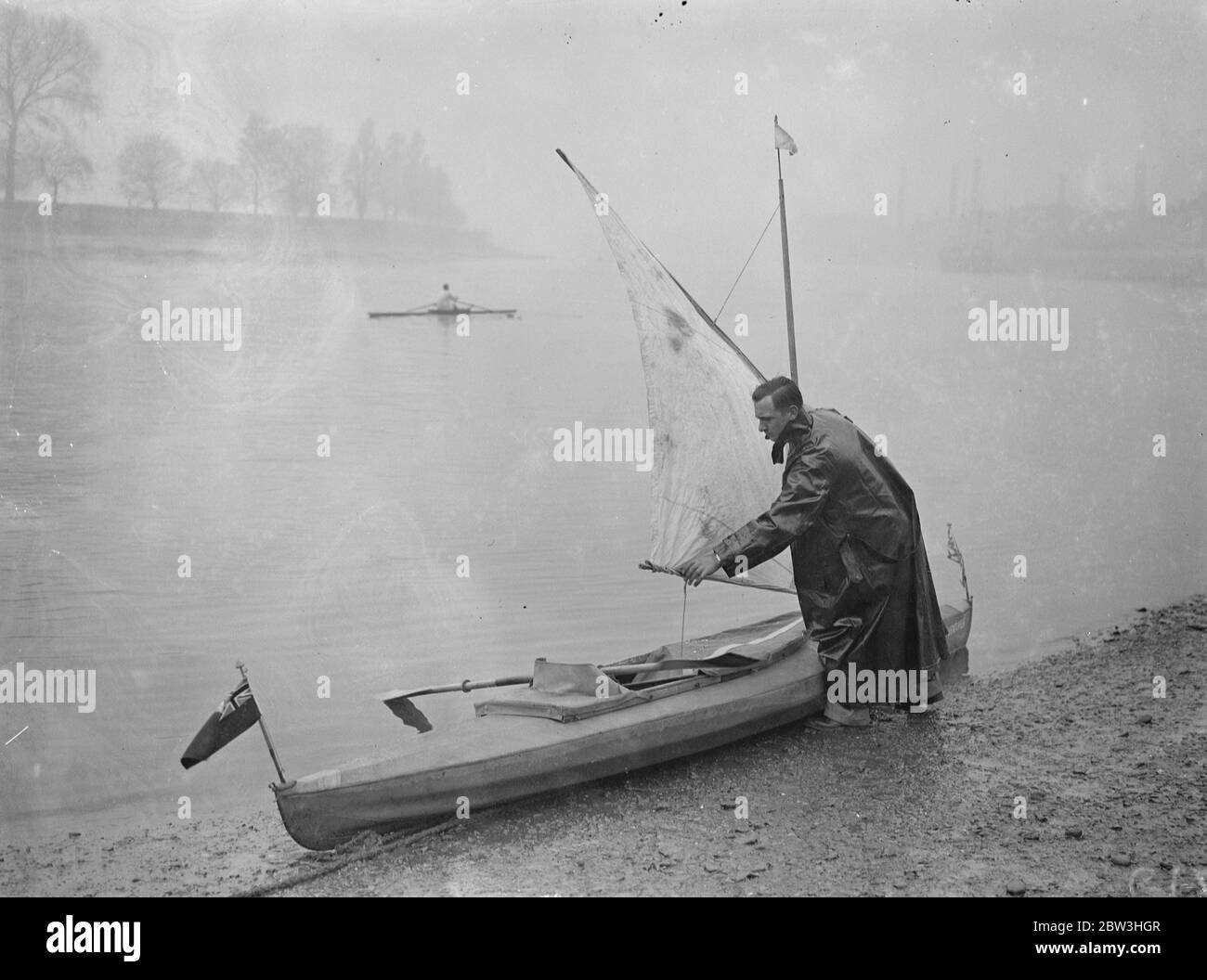 London man to attempt canoe crossing of Atlantic , for Â£5,000 prize ...