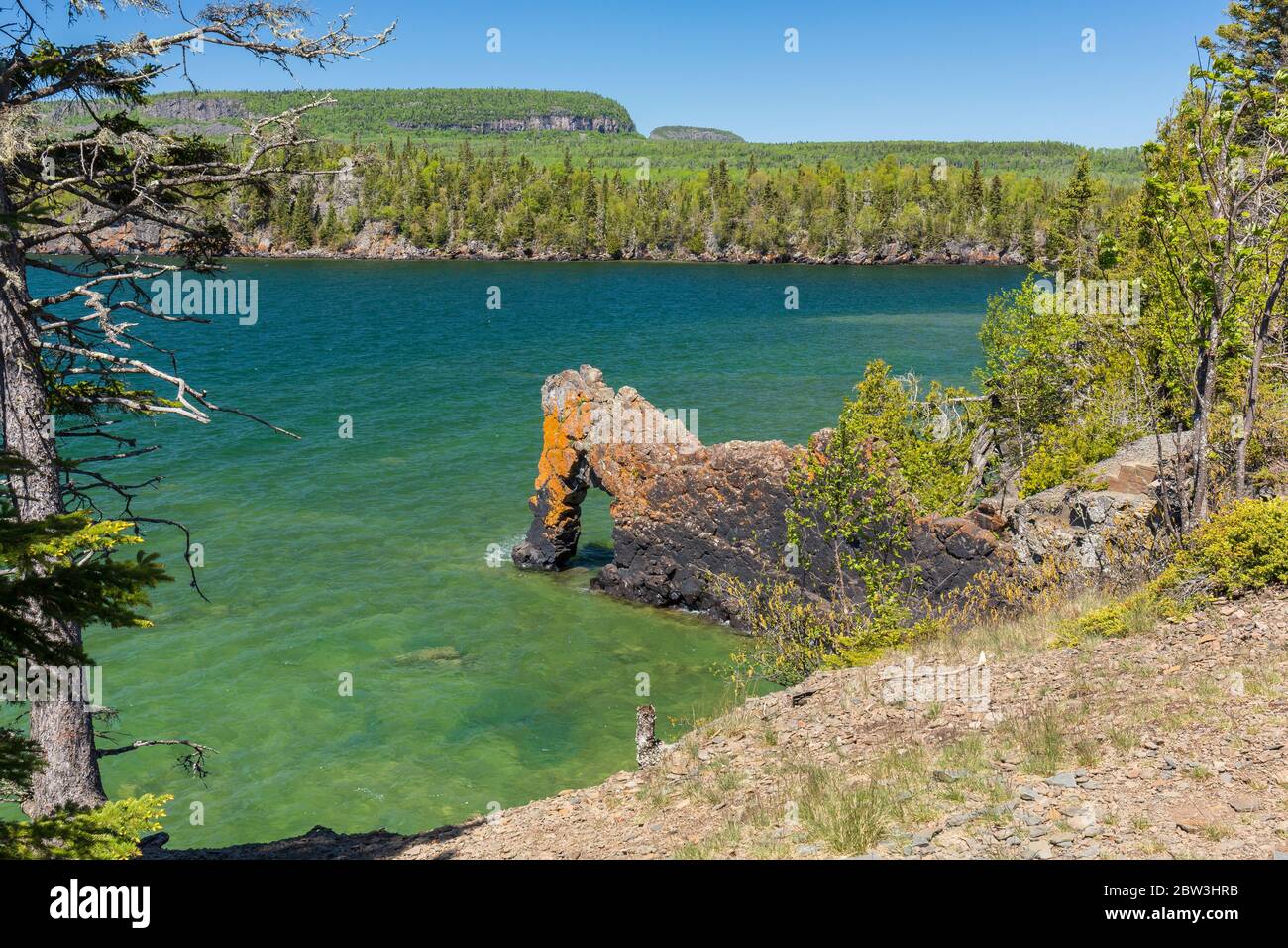 Sedimentary rock formation by sea hi-res stock photography and images ...