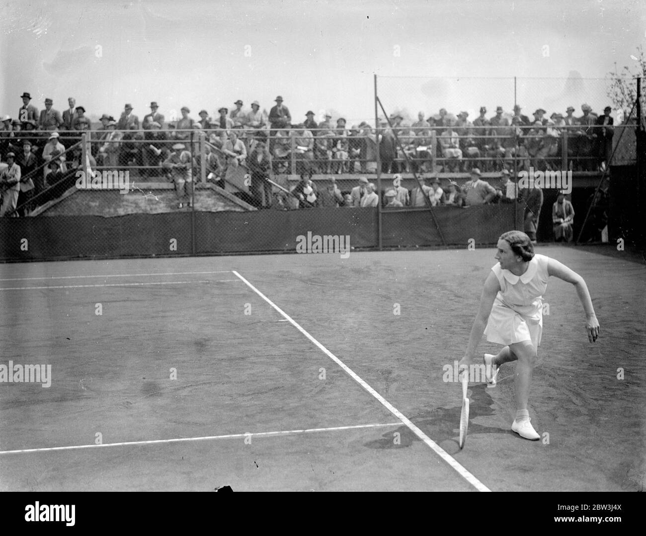 Dorothy round tennis hi-res stock photography and images - Alamy