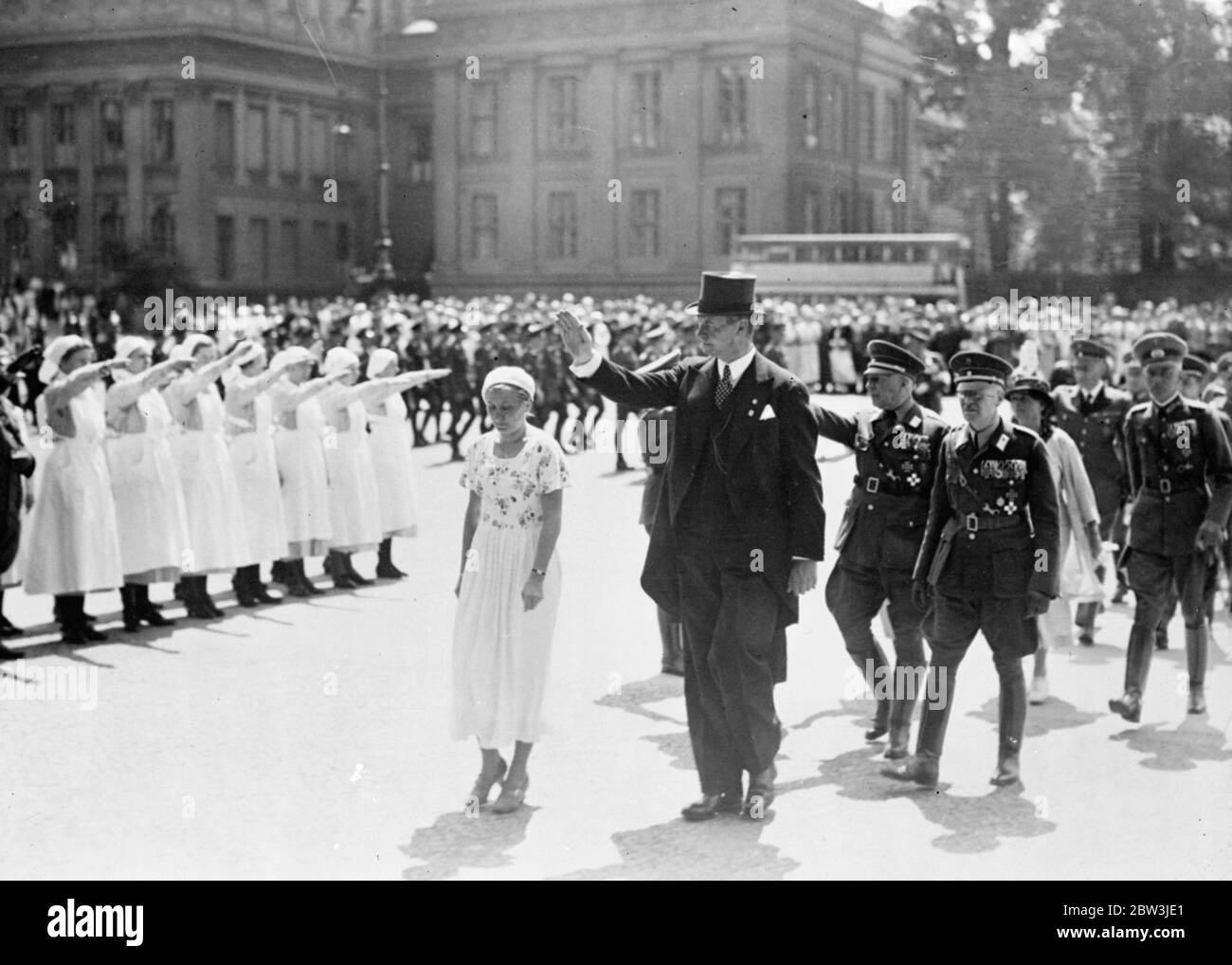 The perfect woman Black and White Stock Photos & Images - Alamy