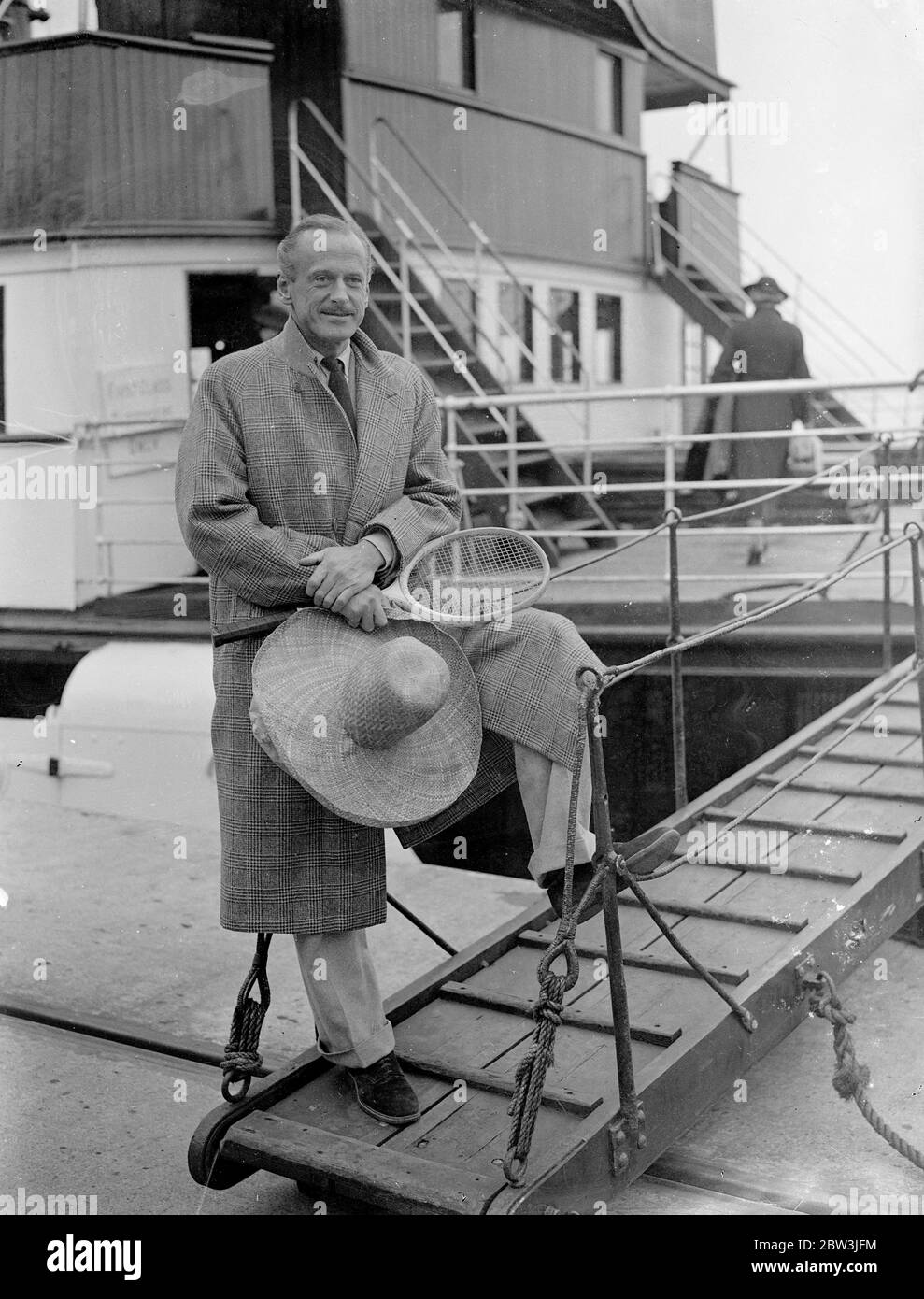 Miles Mander , arrives home after making first British film in ...