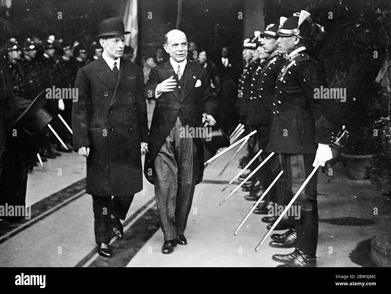 King George of Greece in Rome on way to Athens - sees King of Italy and ...