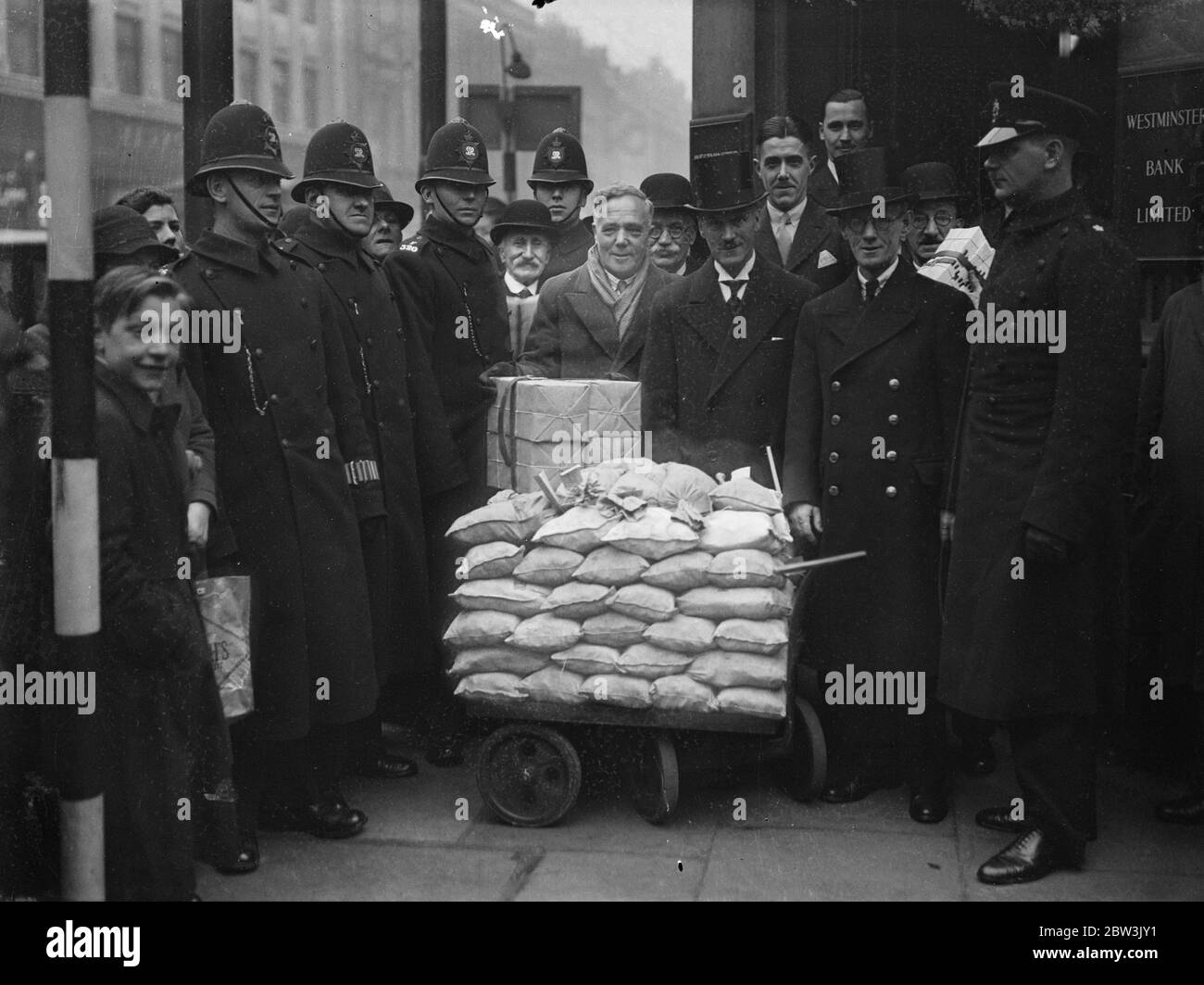 Under armed guard Black and White Stock Photos & Images - Alamy