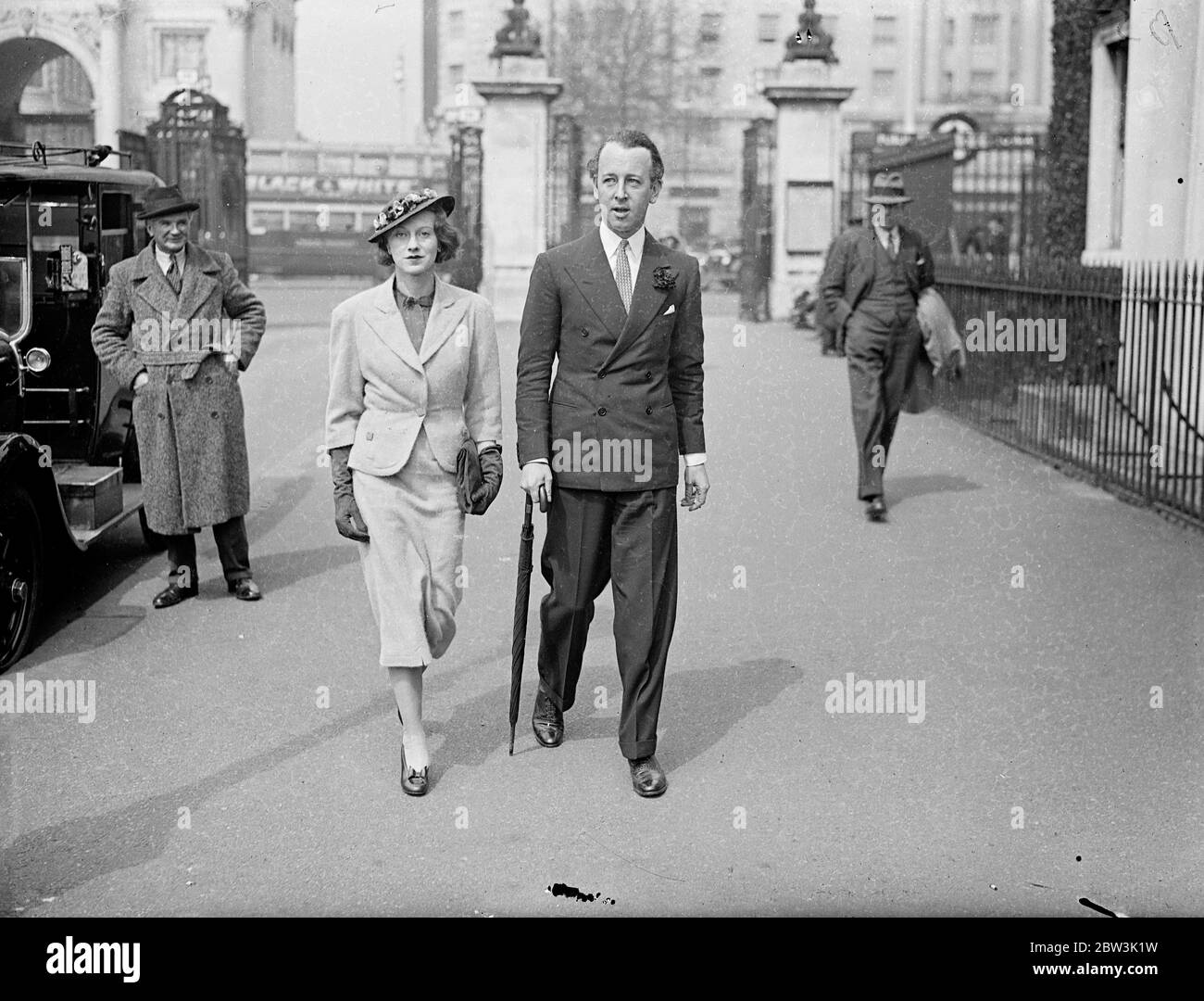 Lord oranmore hi-res stock photography and images - Alamy