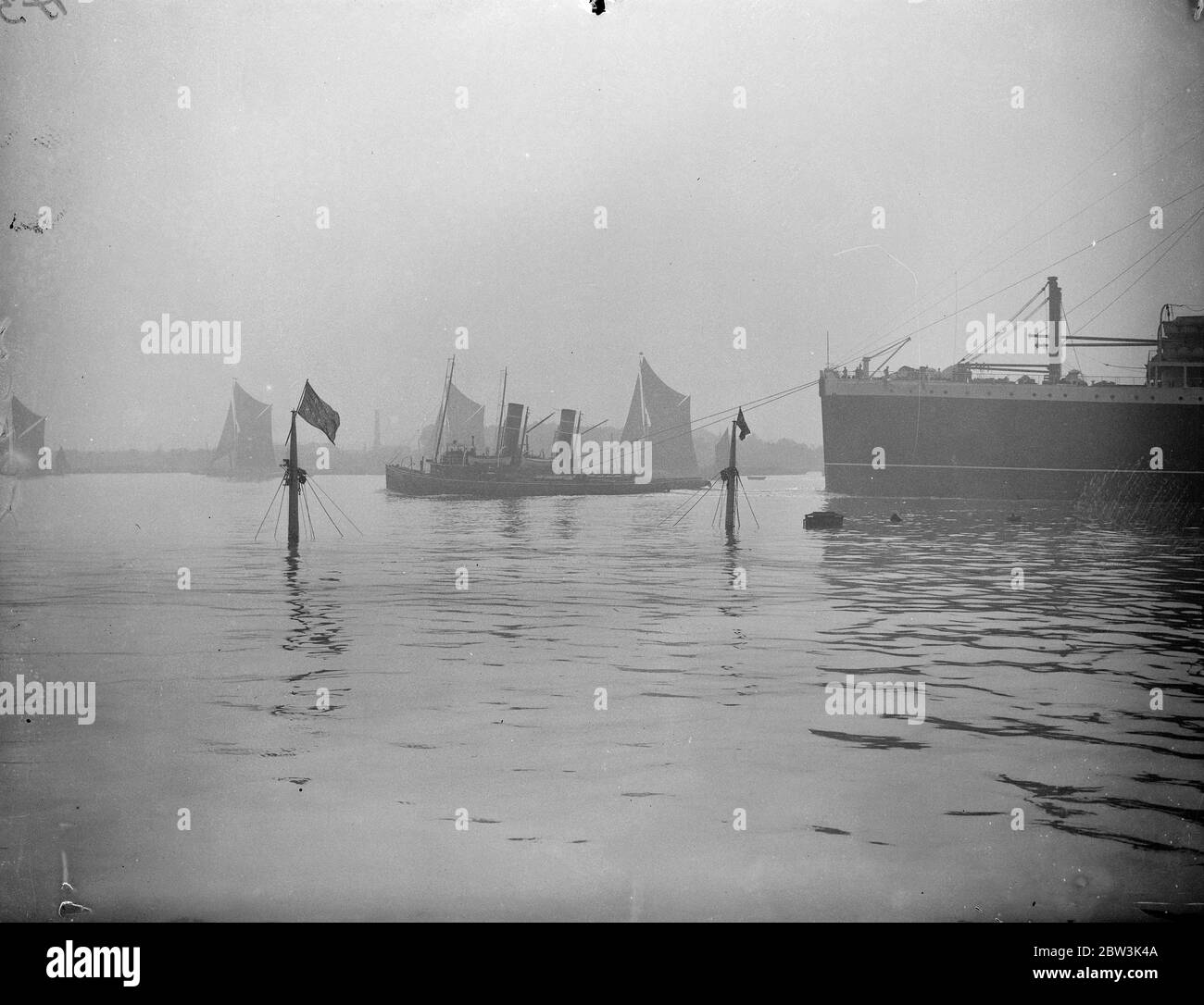 Shipping mark hi-res stock photography and images - Alamy