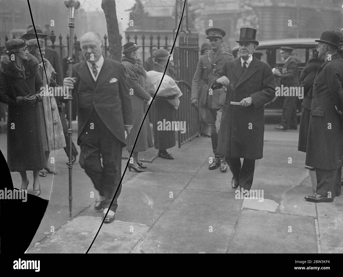 Sir ian hamilton hi-res stock photography and images - Alamy