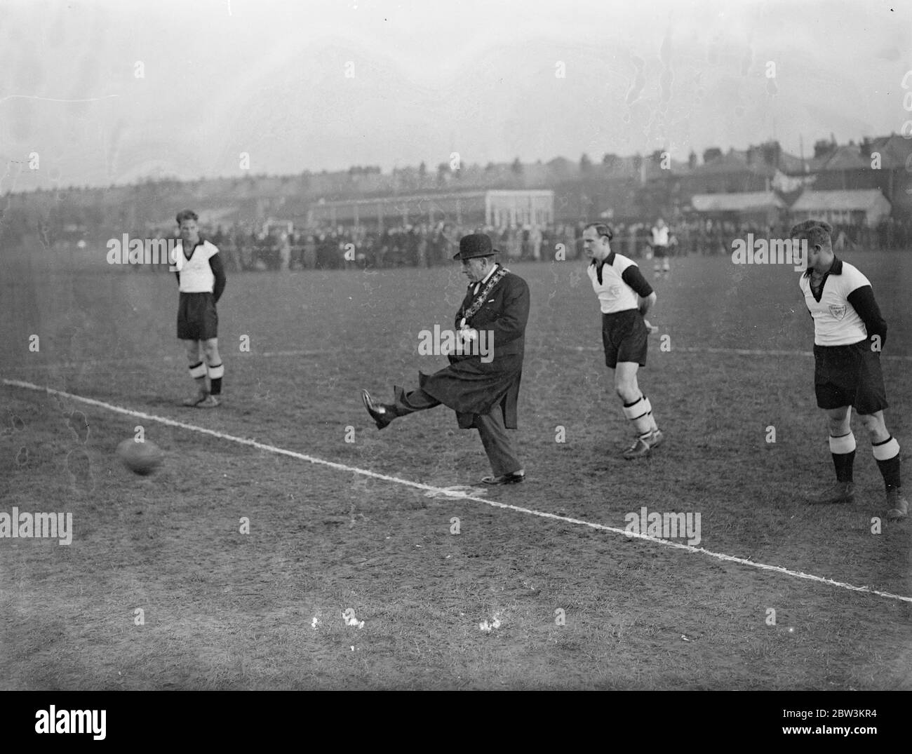 English sailors 1930s hi-res stock photography and images - Alamy