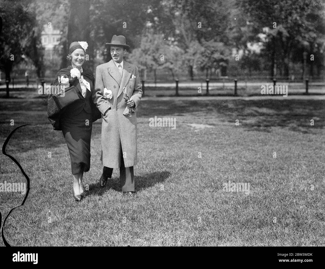 Grace Moore Returns to Sing in London After Hollywood Walk Out Grace ...