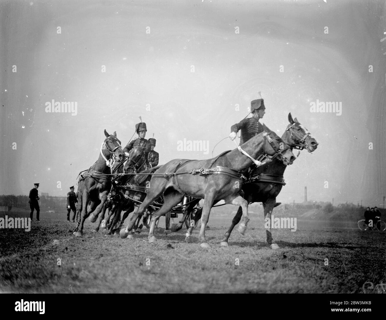 Royal Horse artillery rehearse in full dress uniform for Royal ...