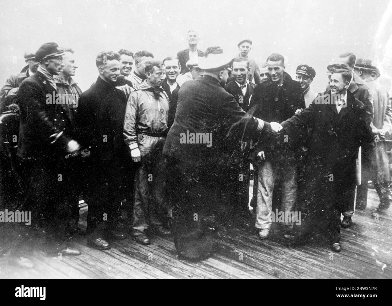 26 shipwreck survivor arrive in Hamburg . The 26 survivors of the Dutch ...