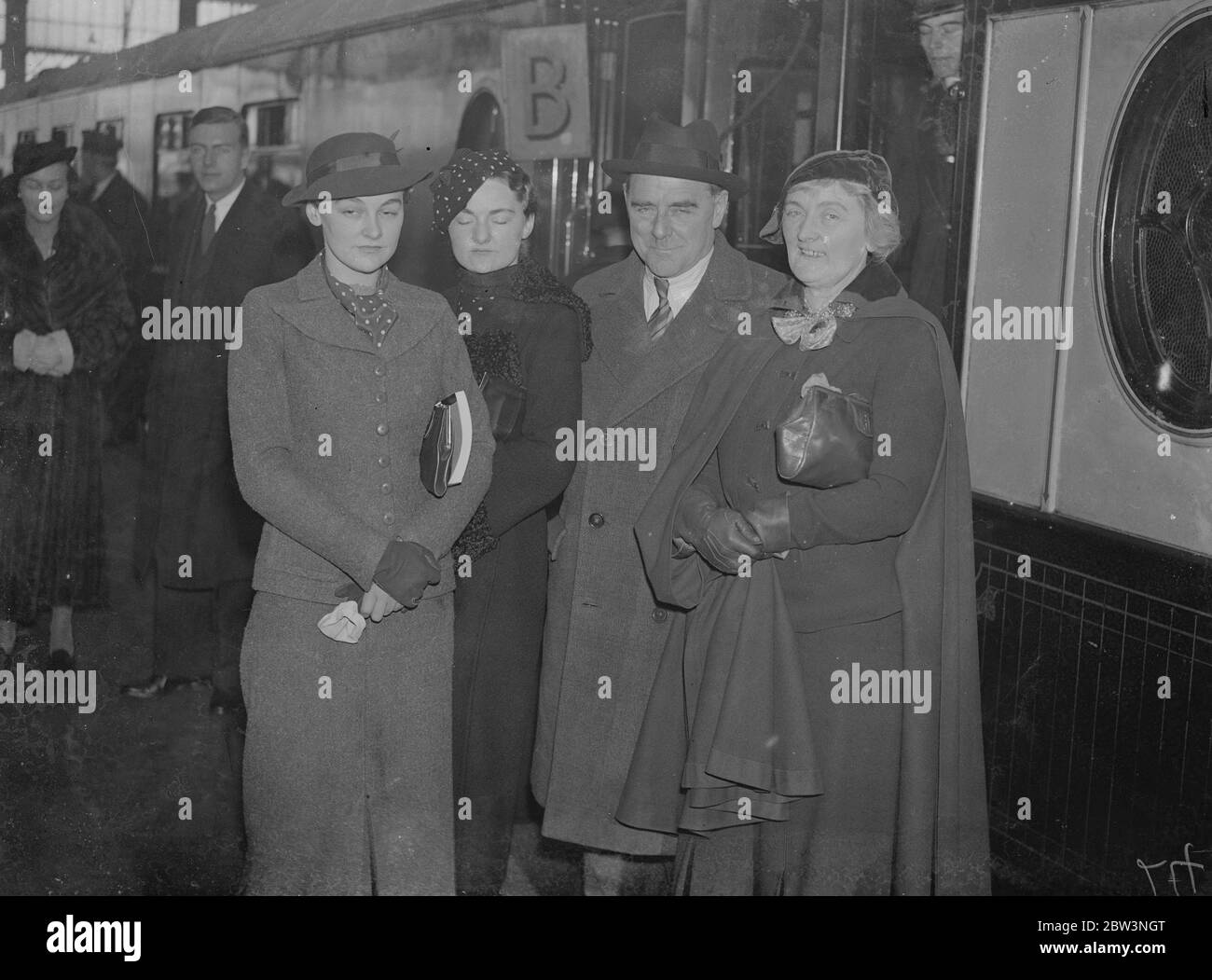 Miss mary casson hi-res stock photography and images - Alamy