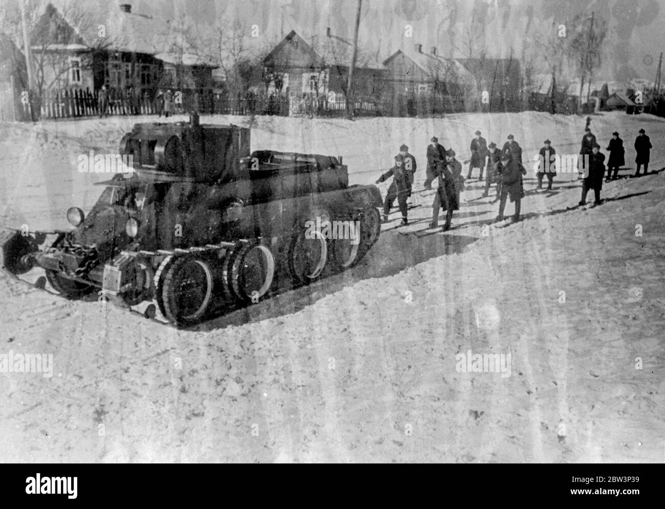 Red army tanks moscow hi-res stock photography and images - Alamy
