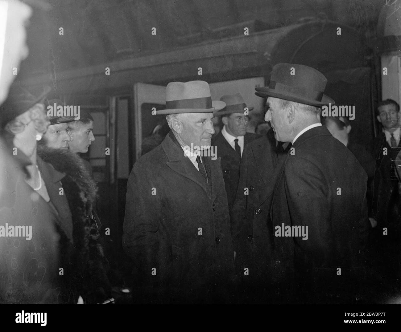 Sir earle page hi-res stock photography and images - Alamy