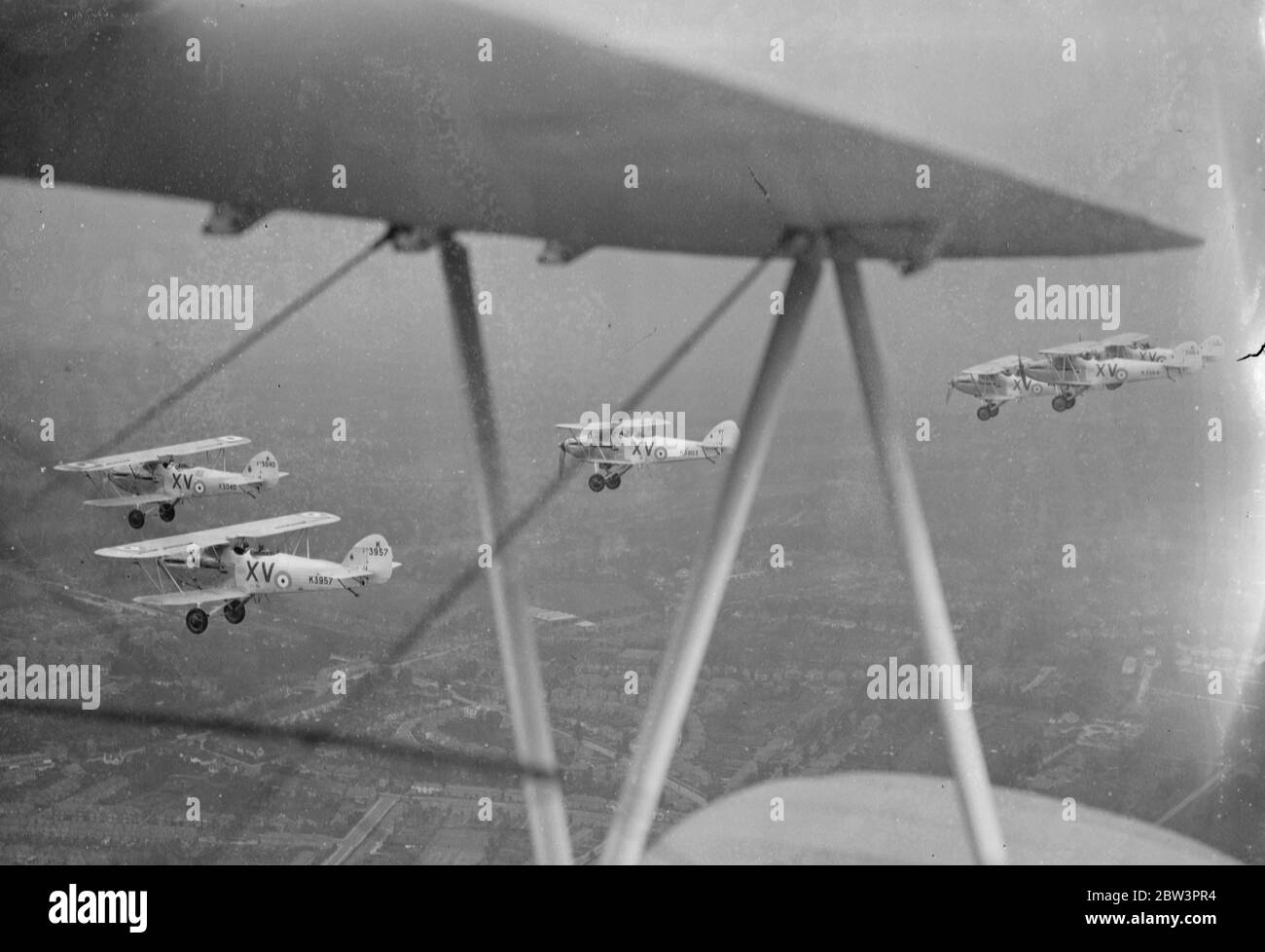 Bomber formation hi-res stock photography and images - Alamy