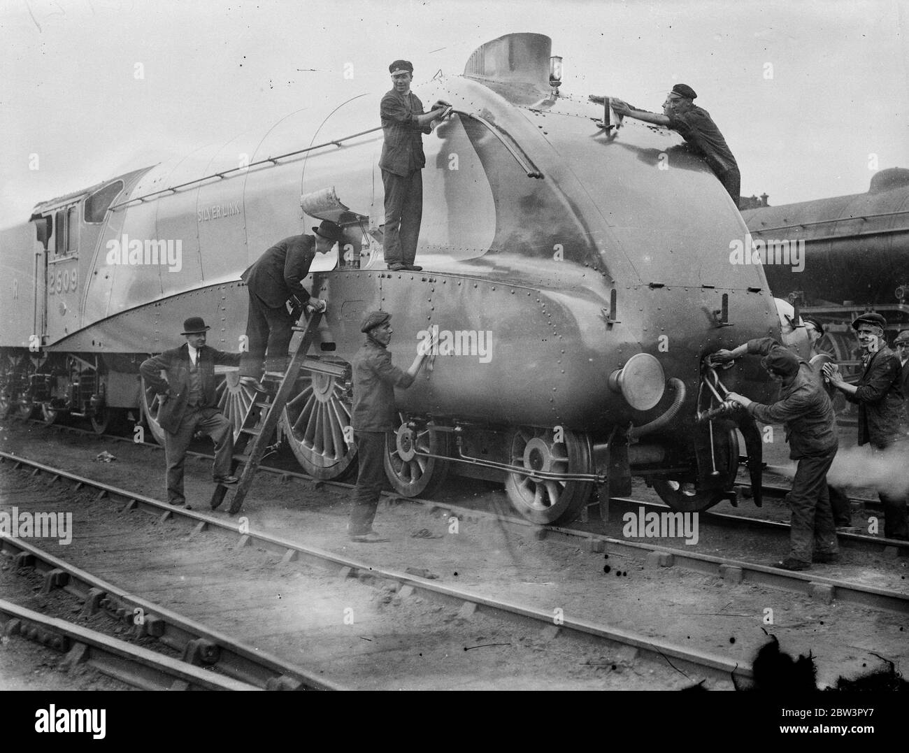 New streamlined express at Kingston Cross . Completely streamlined ...