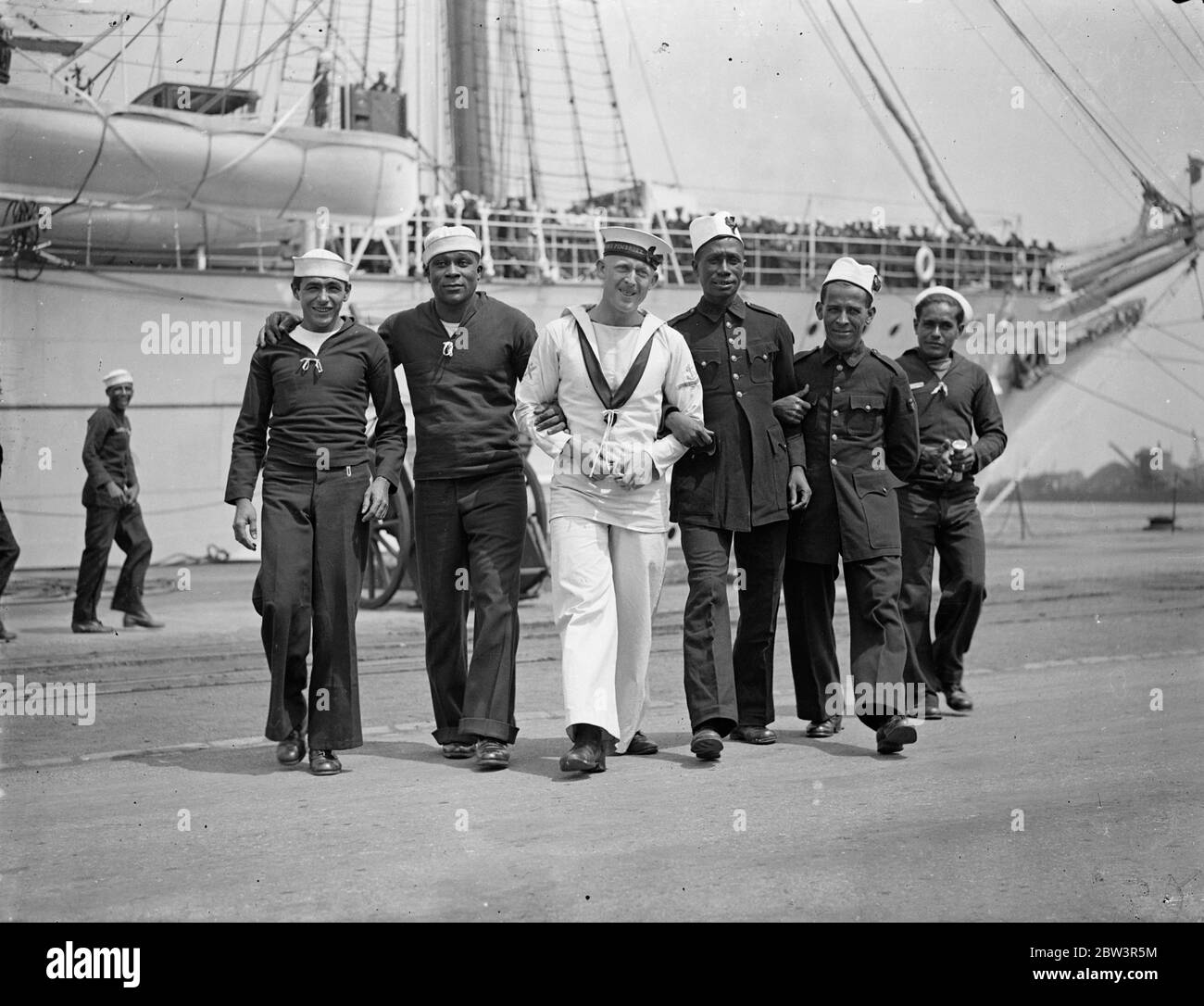 British sailor hi-res stock photography and images - Alamy