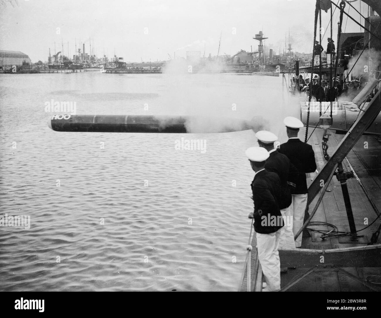 Firing torpedo hi-res stock photography and images - Alamy