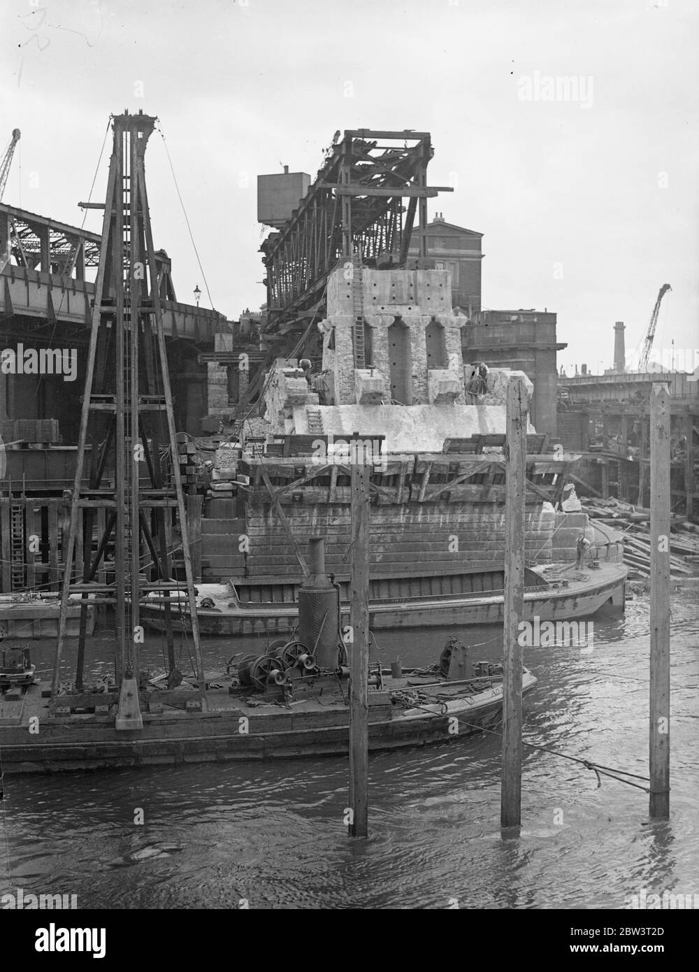 The End Of Waterloo Bridge . Last Pier Now Being Demolished . The last ...