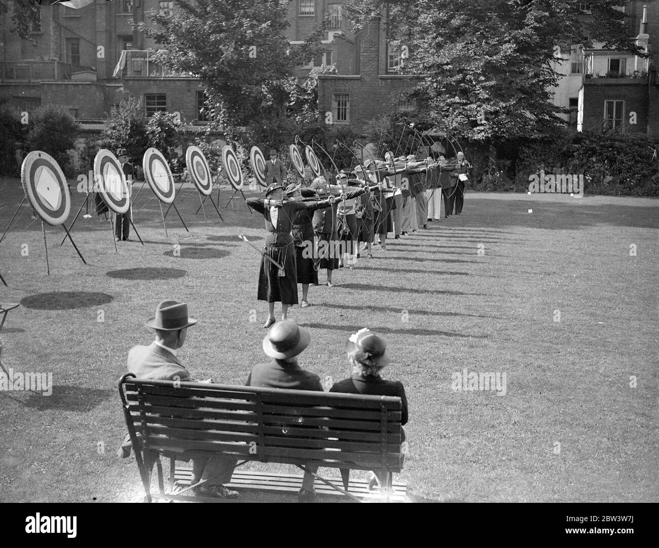 Team targets hi-res stock photography and images - Alamy