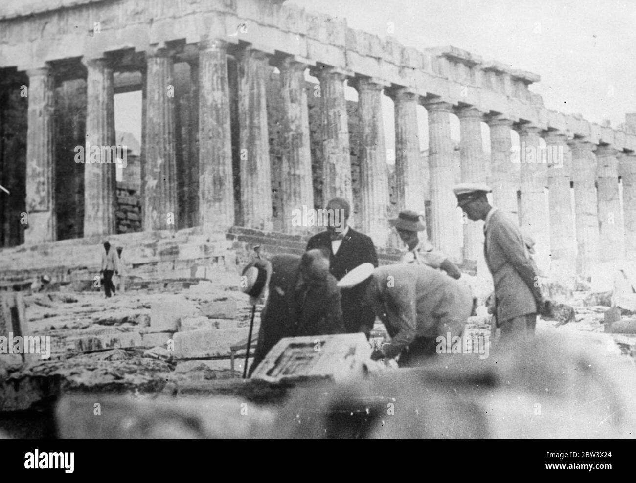 King of athens hi-res stock photography and images - Alamy