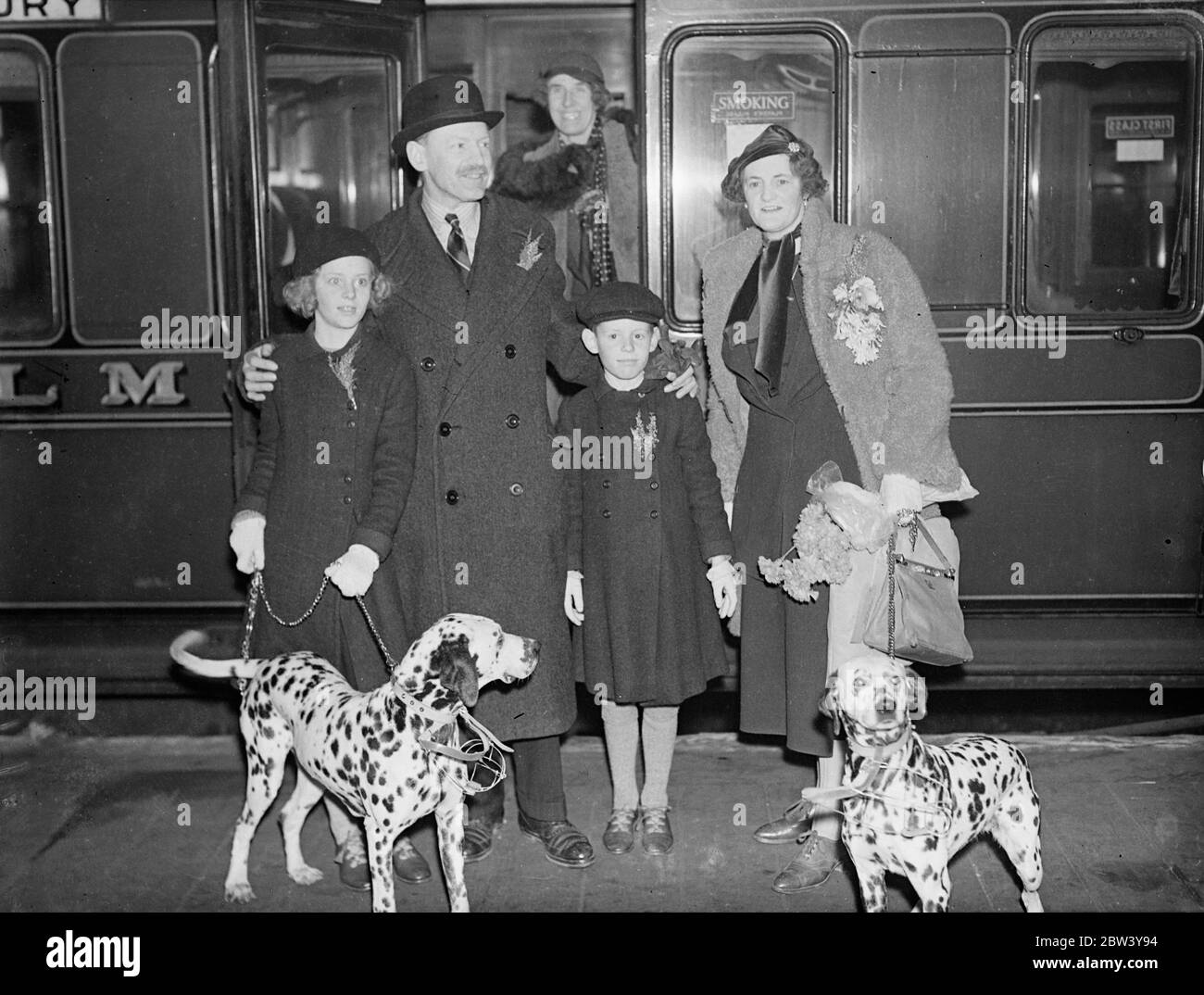 Air Chief Marshal Sir Robert Brooke Popham , accompanied by Lady Brooks ...