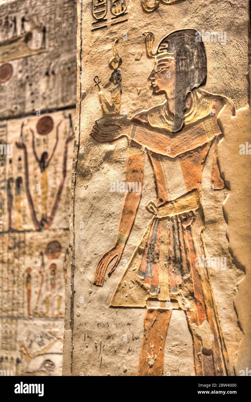 Pharaoh on Square Pillar, Tomb of Ramses V & VI, KV9, Valley of the ...