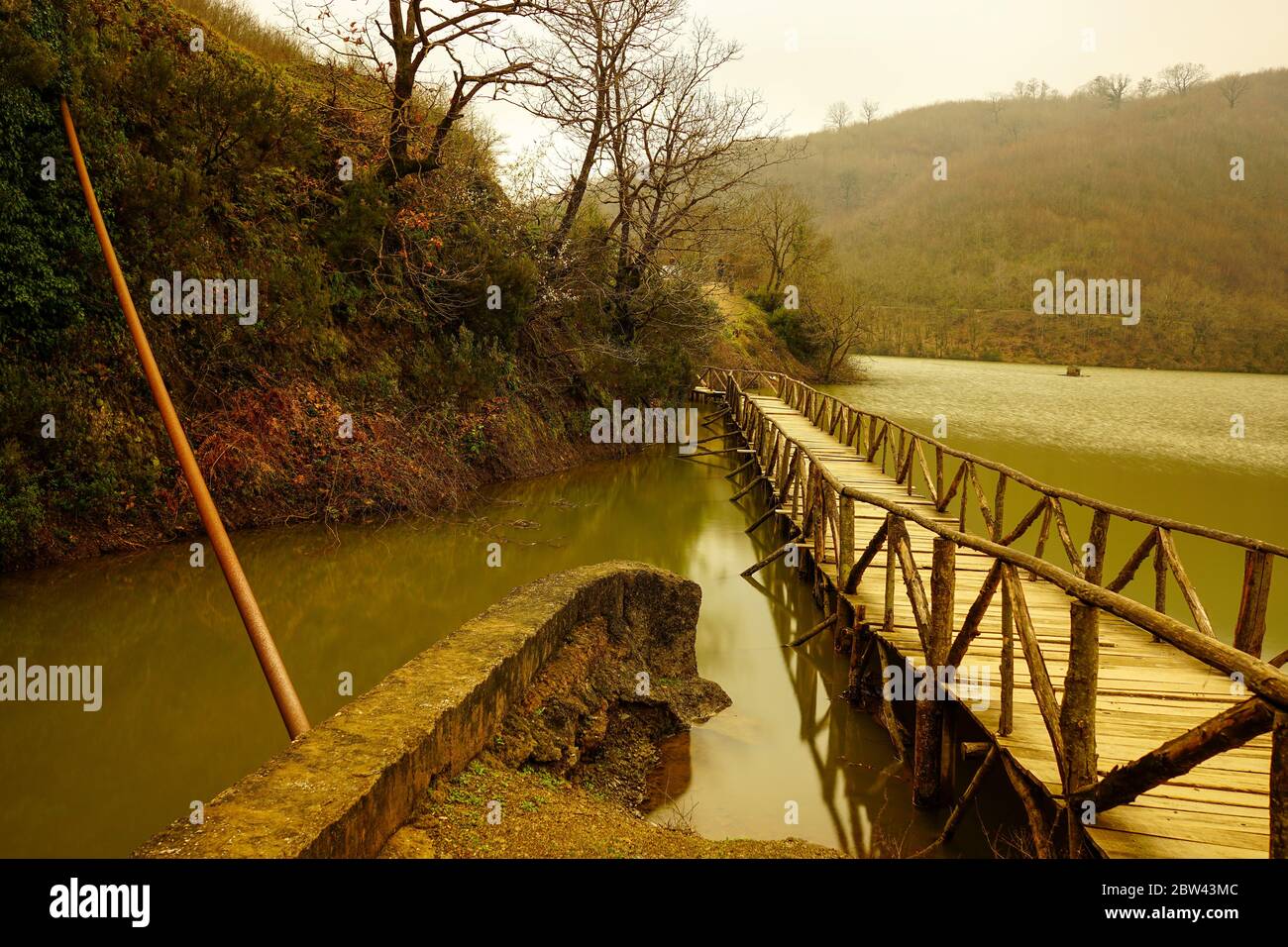 Wooden bridge summer lake pier hi-res stock photography and images - Alamy