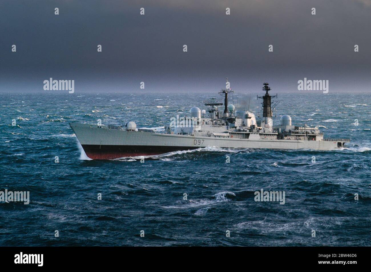 HMS Edinburgh a batch 3 Type 42 destroyer of the British Royal Navy at ...