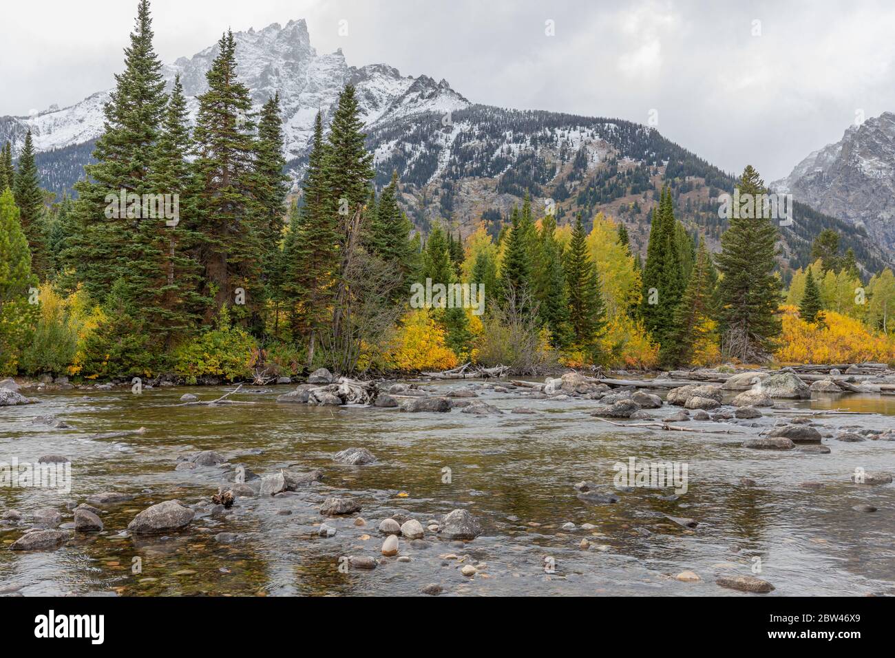 Snake river flowing through hi-res stock photography and images - Alamy