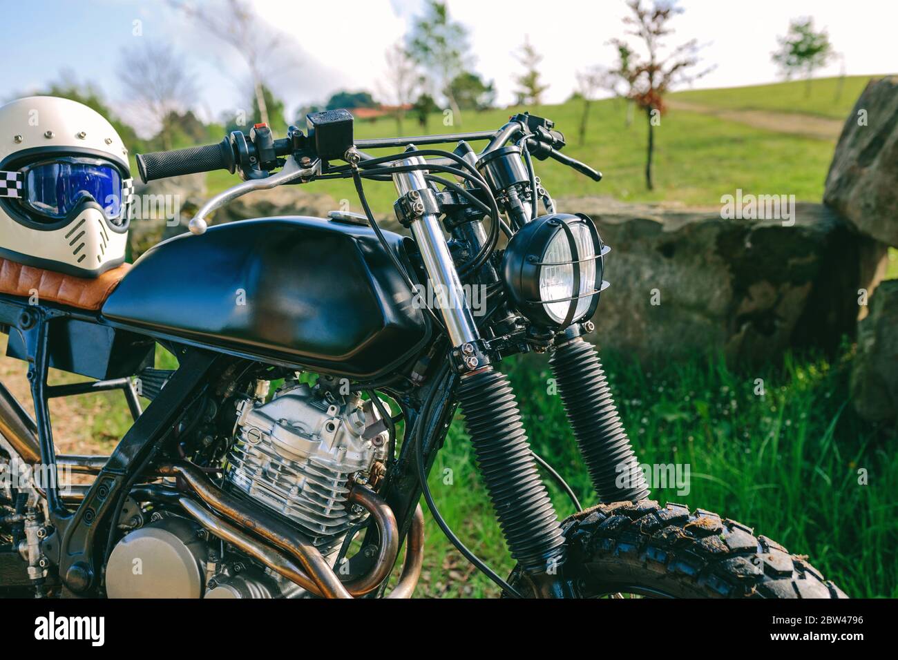 Front of motorcycle hi-res stock photography and images - Alamy