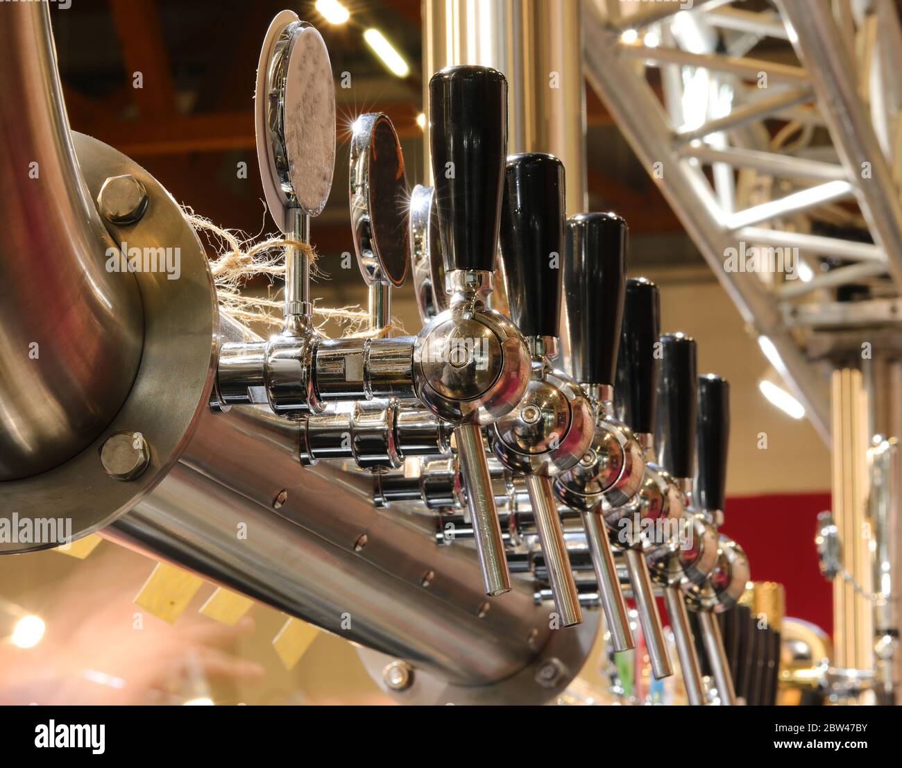 Beer taps ireland hi-res stock photography and images - Alamy