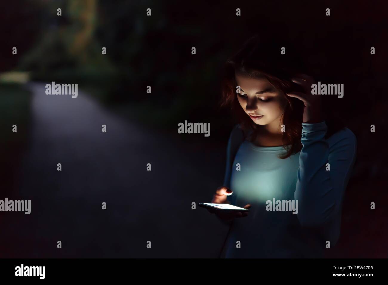 Tapping on mobile phone hi-res stock photography and images - Alamy