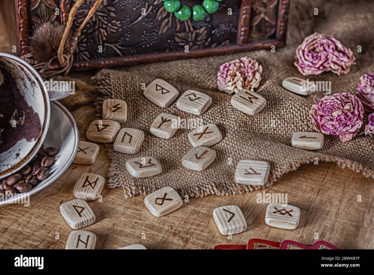 Isoteric concept of divination and prediction. Tarot cards, runes ...