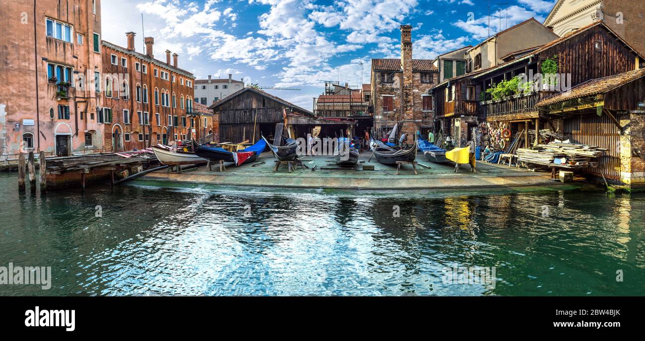 old and historic shipyard for gondolas in Venice Stock Photo - Alamy