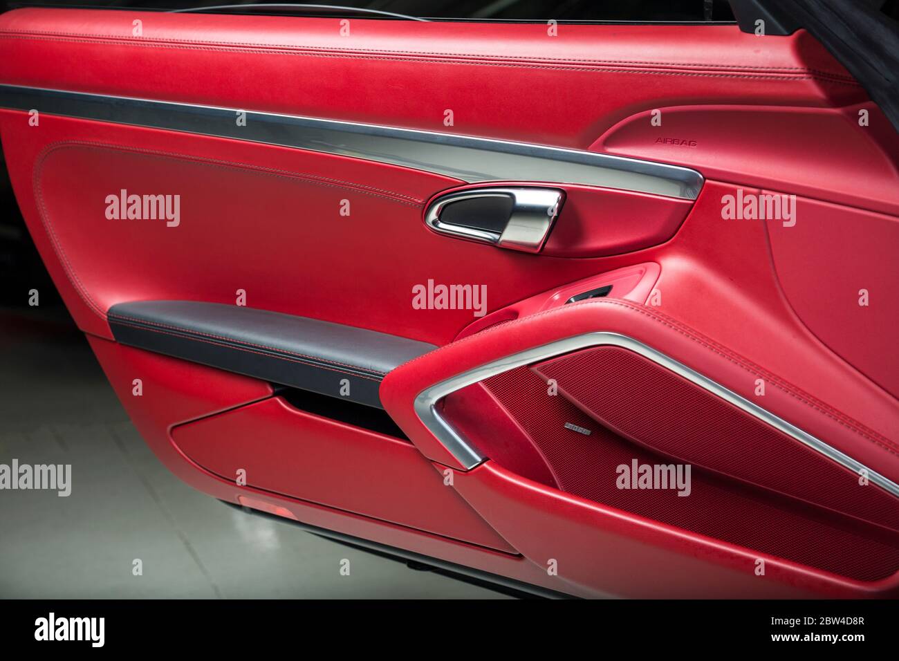 Porsche door hi-res stock photography and images - Alamy