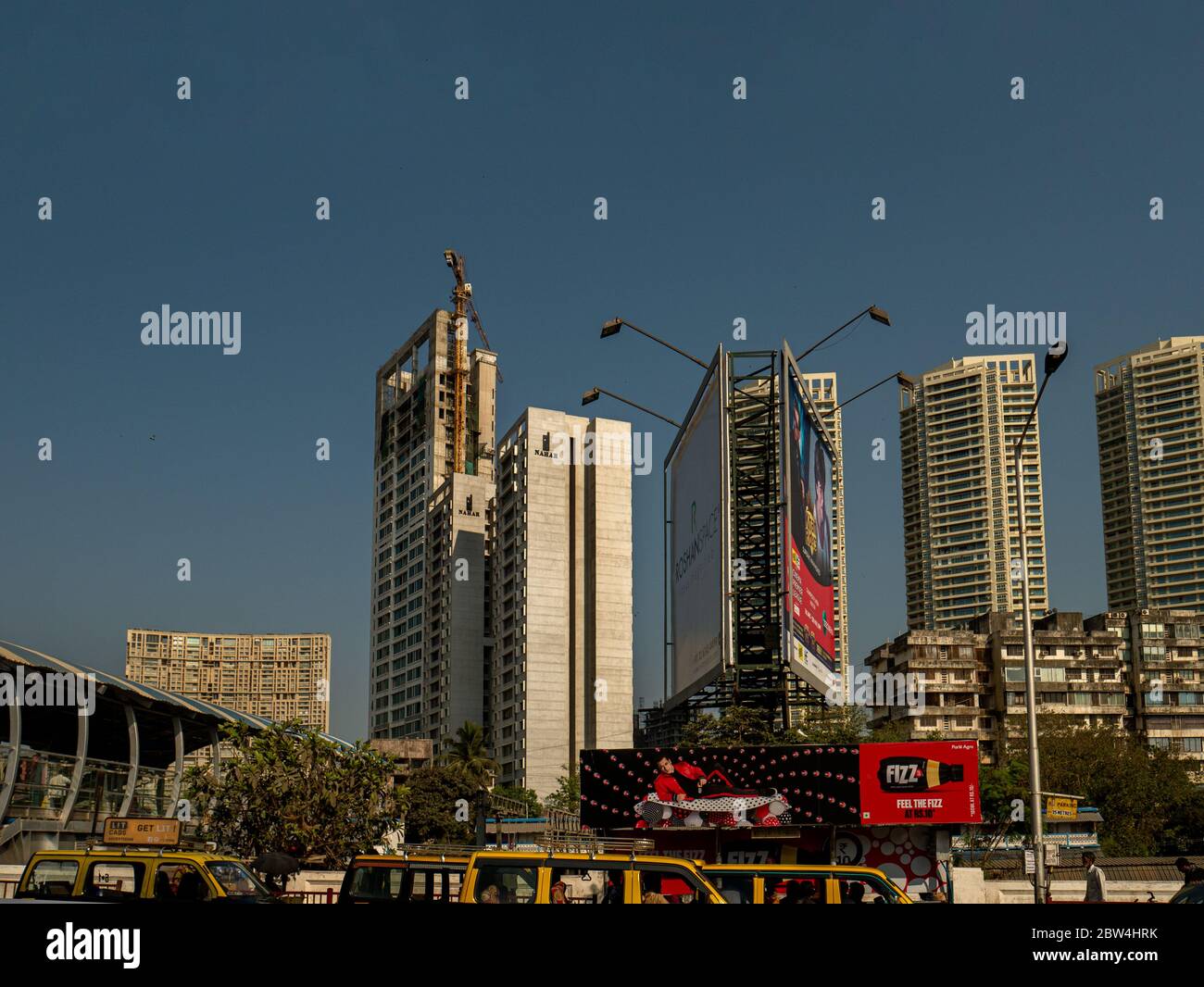 11 Apr 2019 High rise developments by Mahalaxmi Station and the Western ...