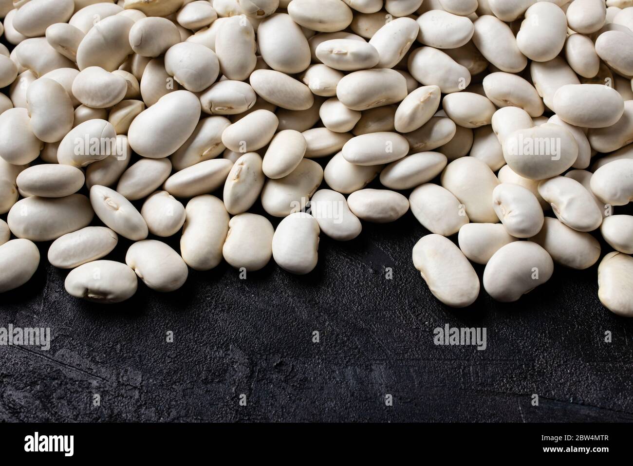 Dry dried bean beans legumes hi-res stock photography and images - Alamy