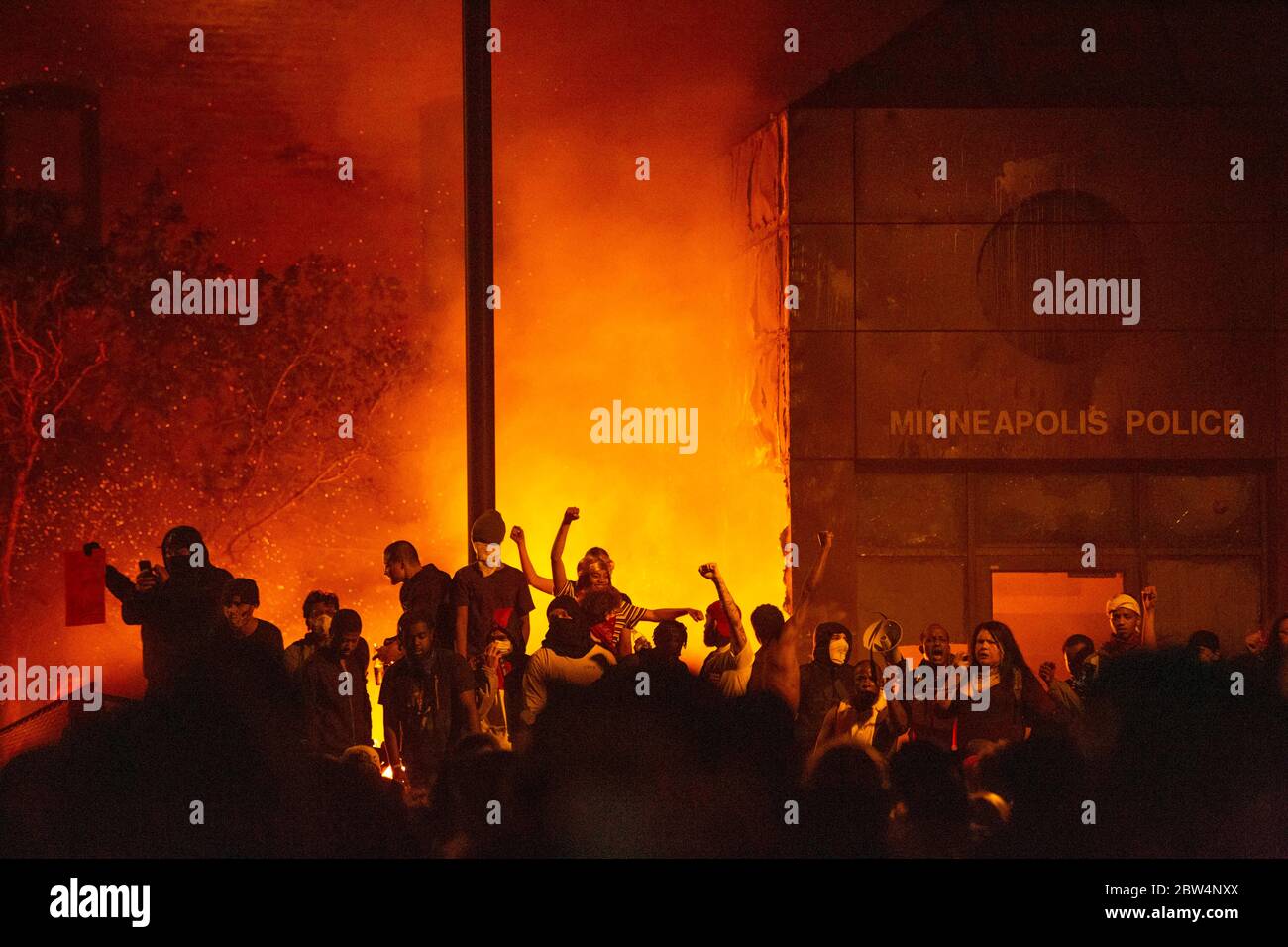 Minneapolis police third precinct hi-res stock photography and images ...